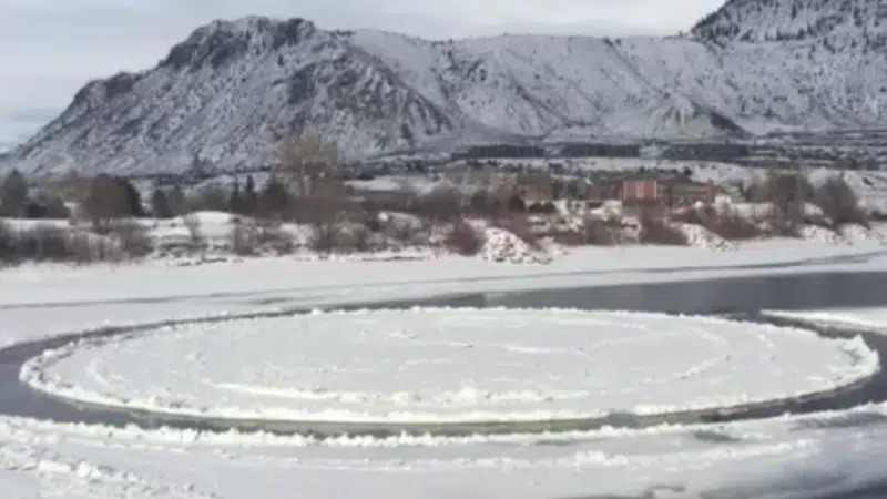 VIDEO: A huge ice disc has formed on the South Thompson River in ...