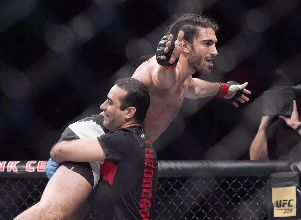 Canadian fighters look to make their mark as UFC touches down in Ottawa ...