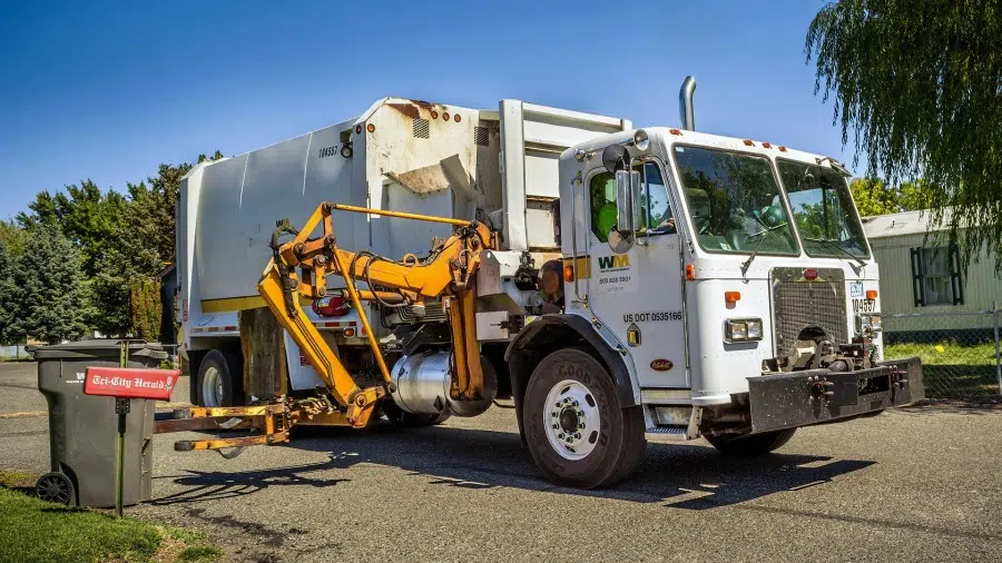 Nanaimo’s highly anticipated automated garbage program rolling out ...