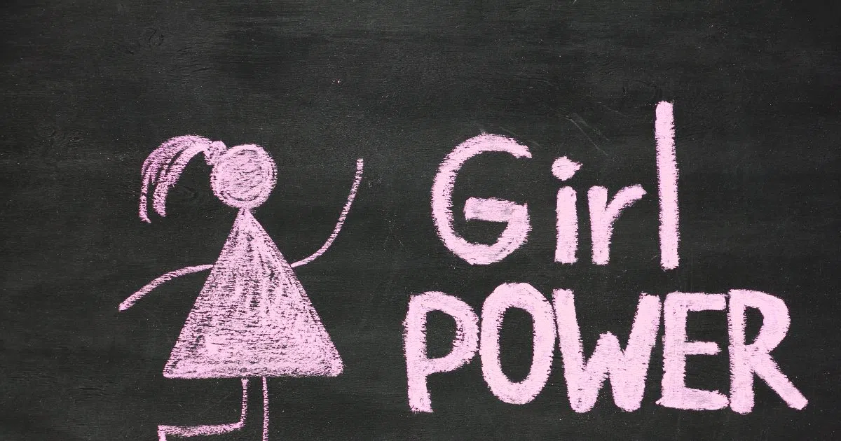 Country Girl Power! | 104.1 The Wave