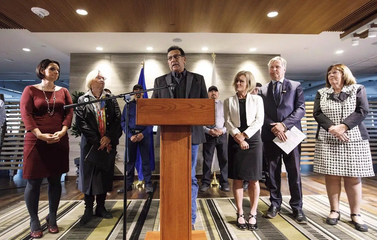 ‘Huge milestone:’ Ceremony marks land deal for Lubicon Lake First ...