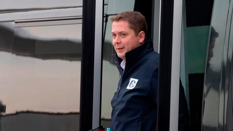 Andrew Scheer wraps up Quebec campaign alongside star candidate | CHAT ...