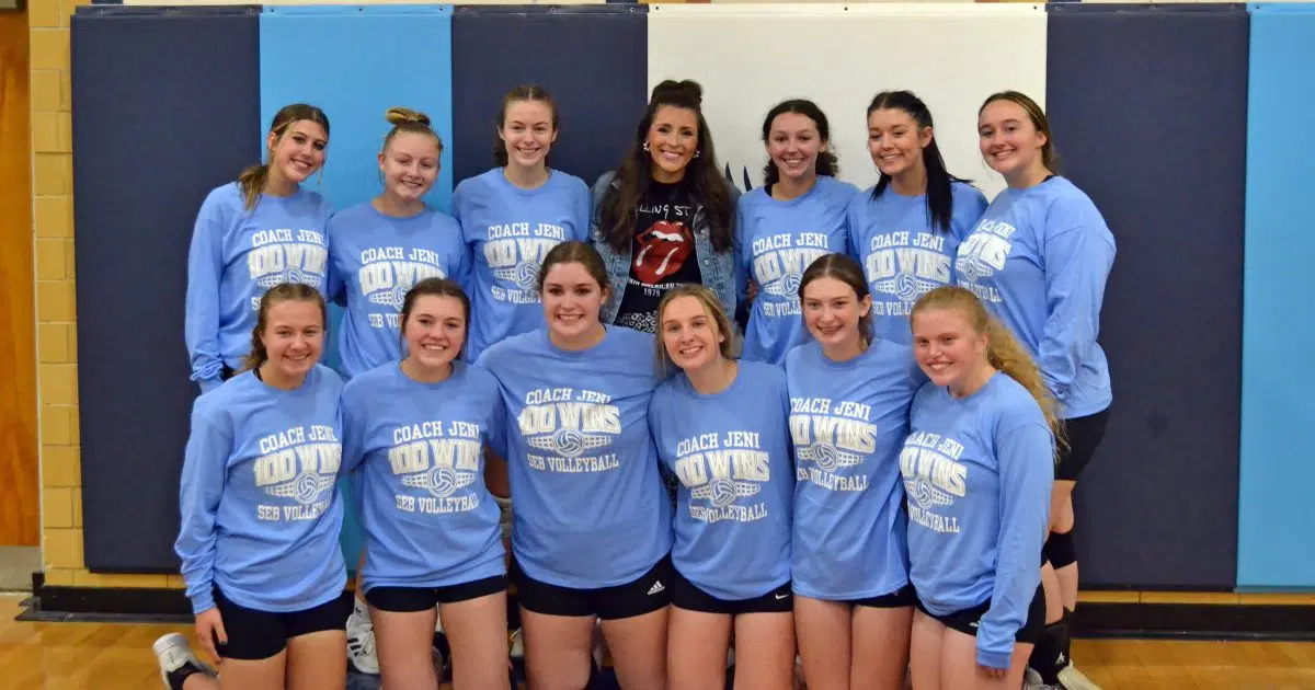 SEB Coach Jeni (Moore) Haslett Reaches 100 Win Mark | Vandalia Radio