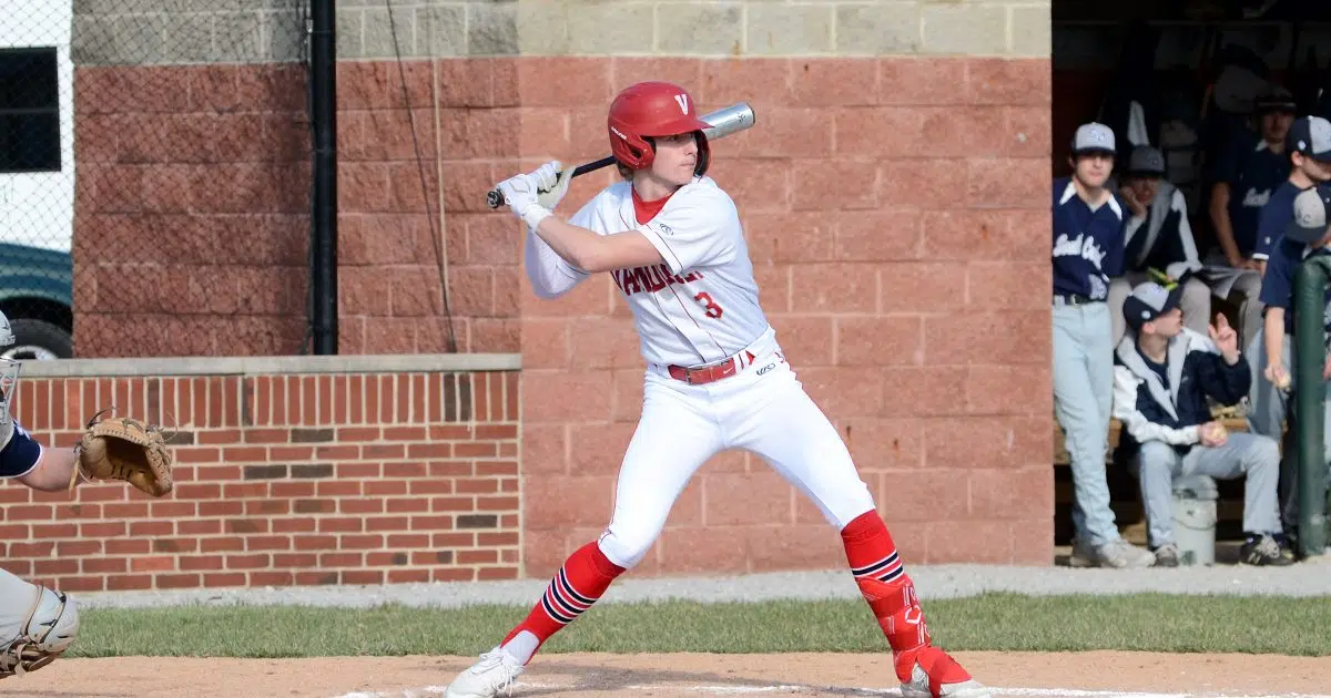 Vandals Late Comeback Falls Short Against Lincolnwood | Vandalia Radio