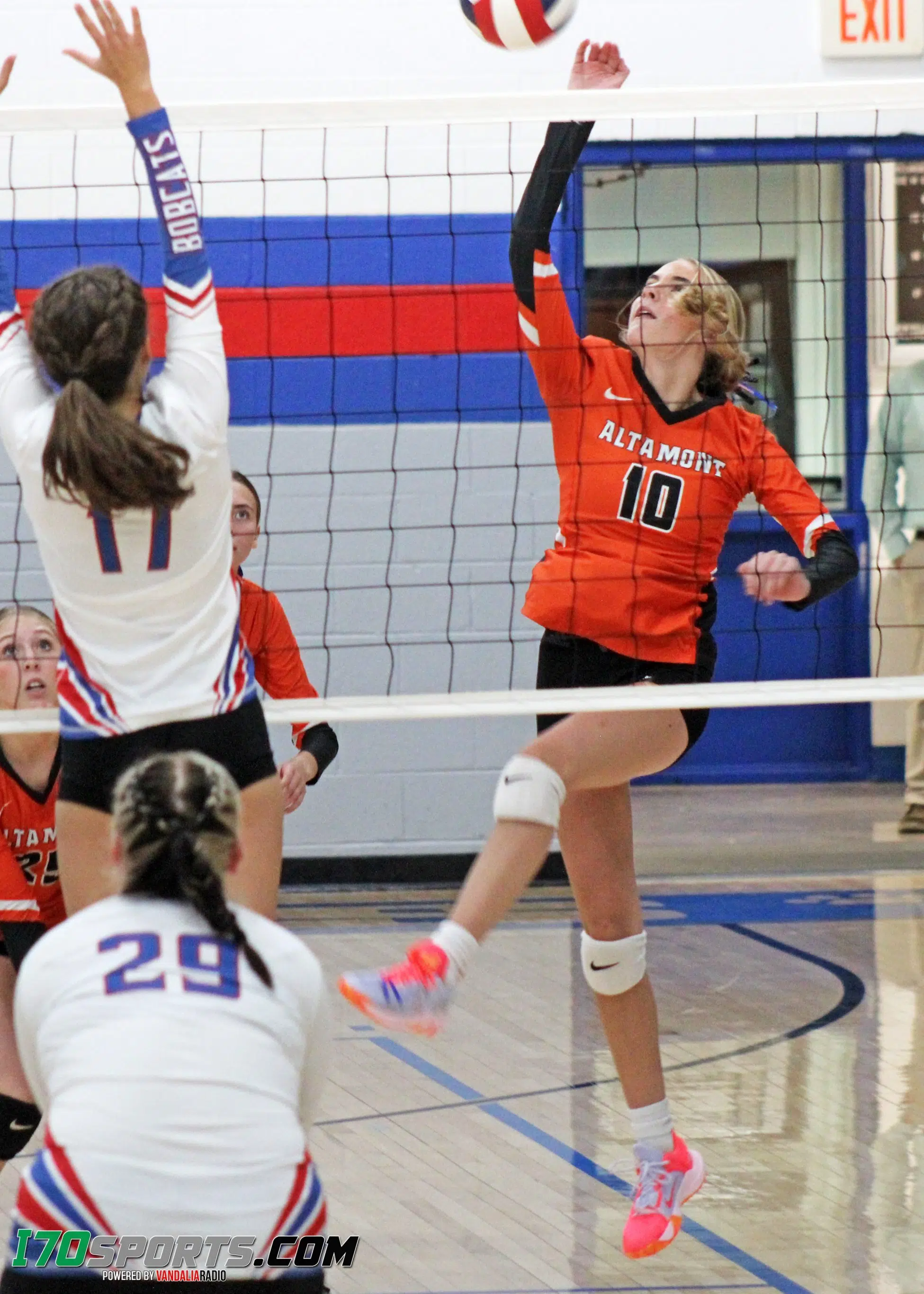 Altamont Volleyball picks up win over Wayne City | Vandalia Radio