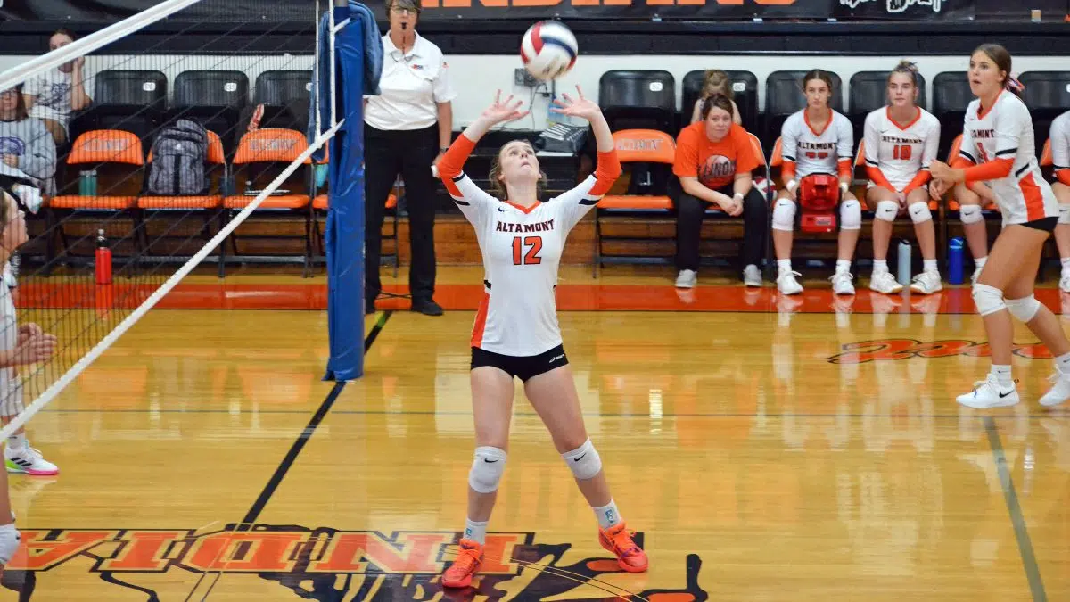 Altamont Volleyball falls to North Clay | Vandalia Radio