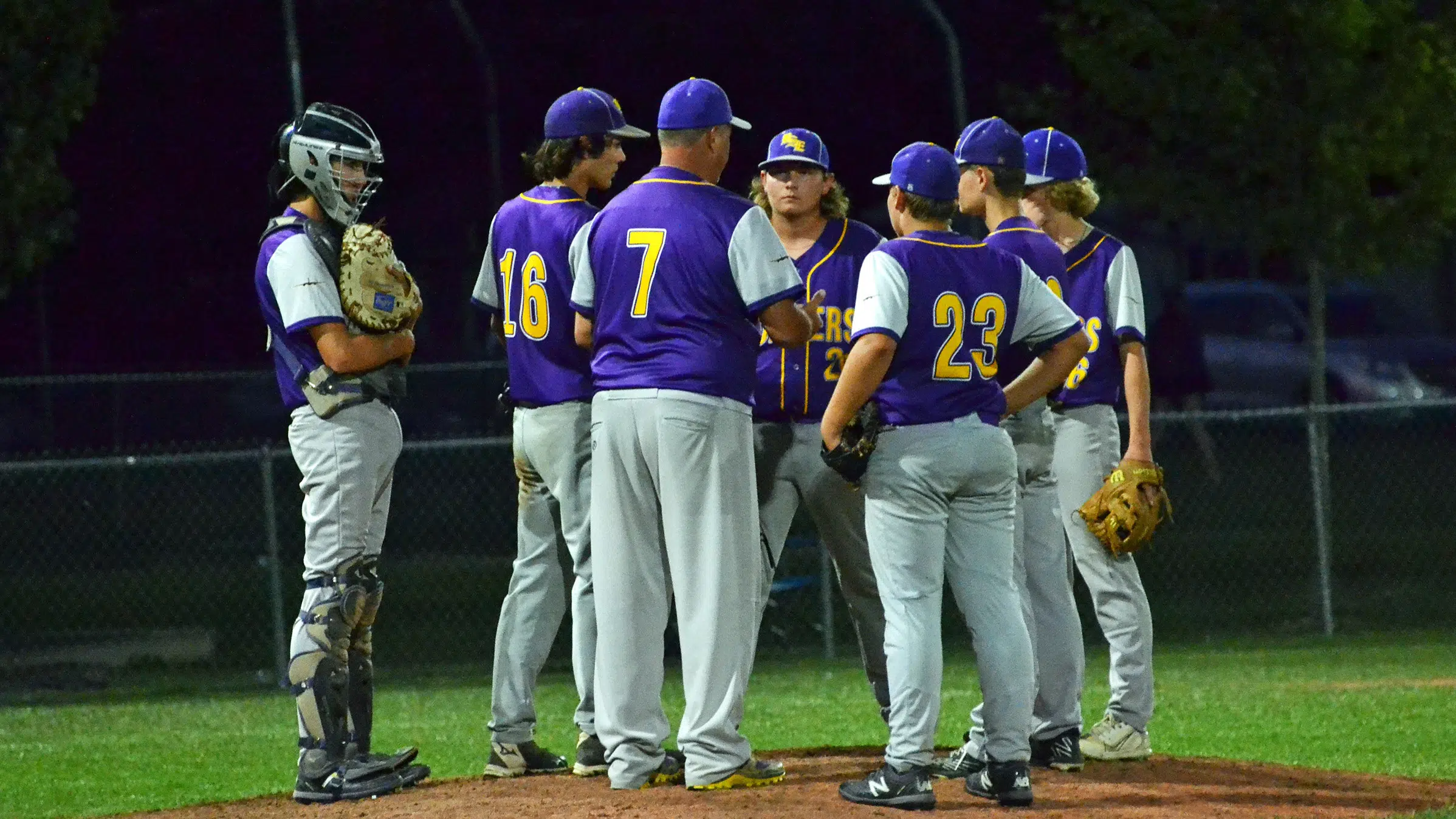 BSE Beats WSS 2-1 in NTC Regular Season Finale | Vandalia Radio