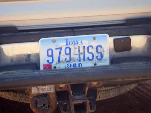Iowa DOT Offers “Fly Our Colors” License Plates | Dubuque's Super Hits ...