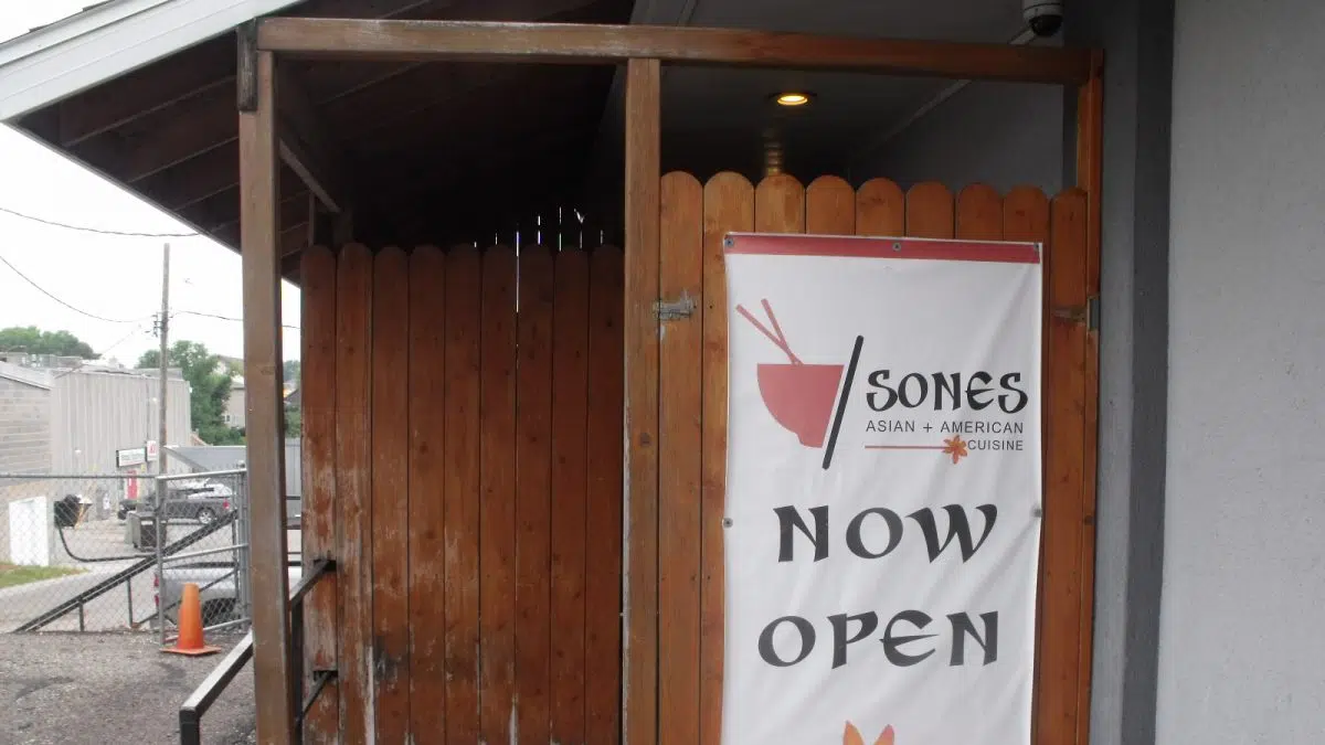 “Where to Eat” Episode 2 – Sone’s Asian and American Cuisine | Fergus Now