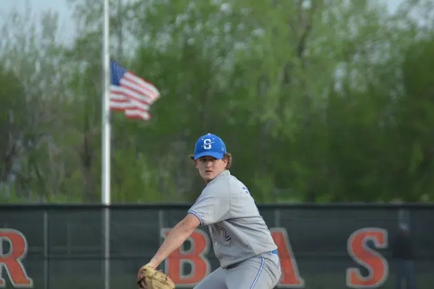 Sartell Baseball Standout Makes Northwoods League Debut | KNSI