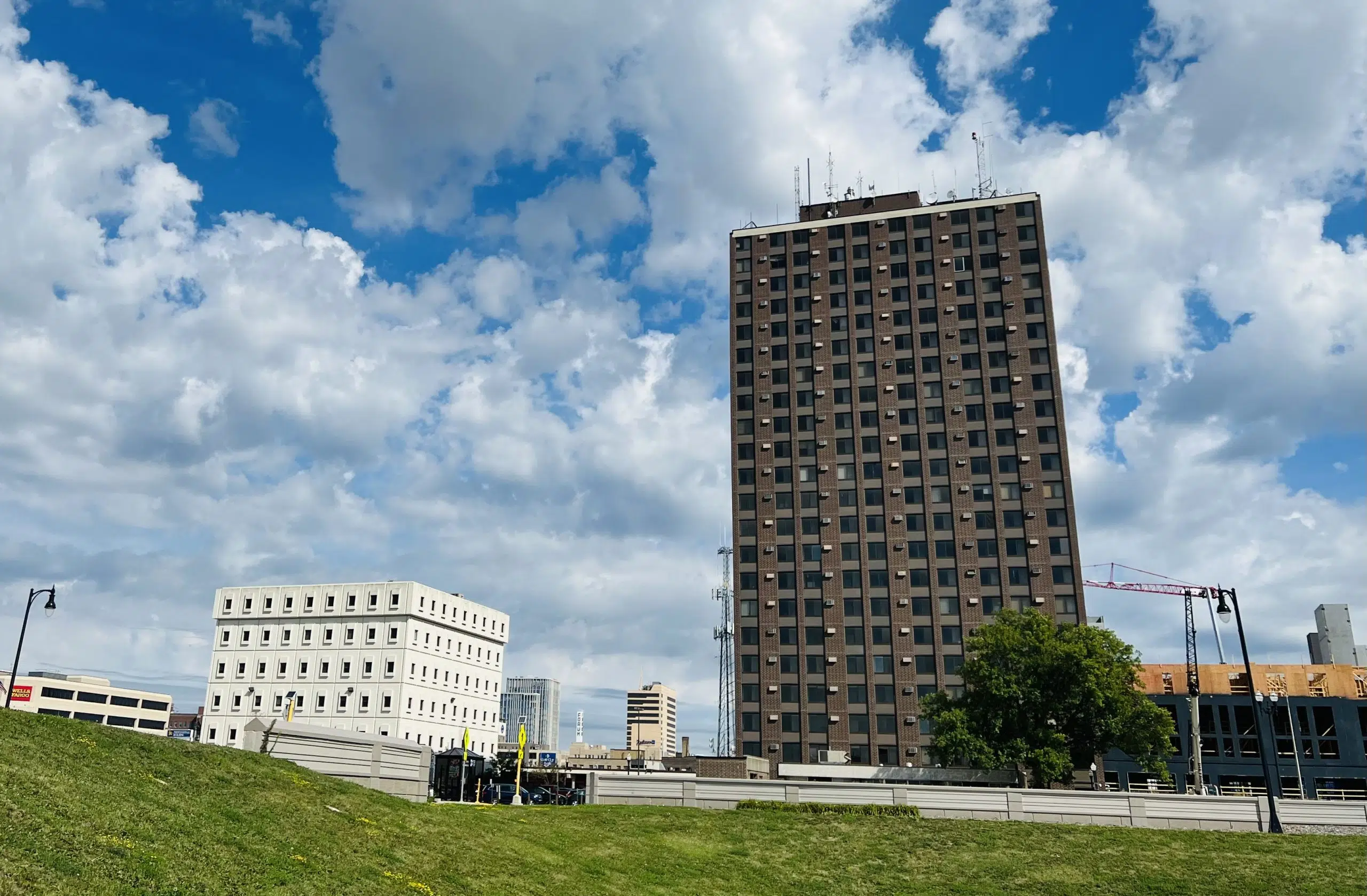Demolishing high rise key to improving Fargo’s affordable housing | 740 ...