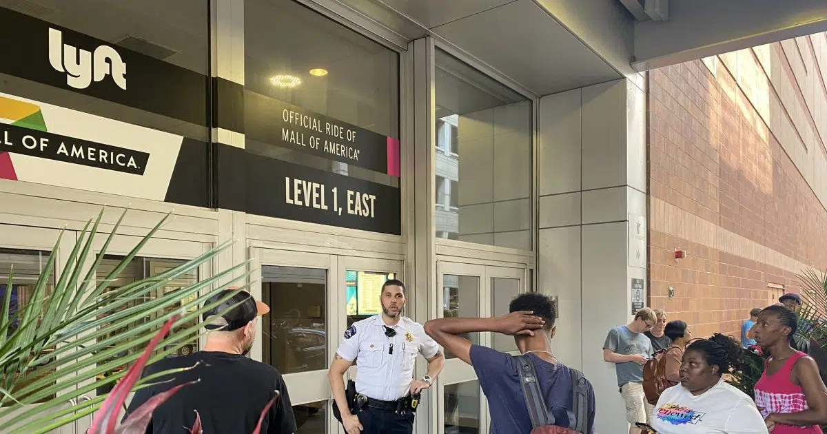 UPDATE: Authorities Search For Mall Of America Shooting Suspects | The ...