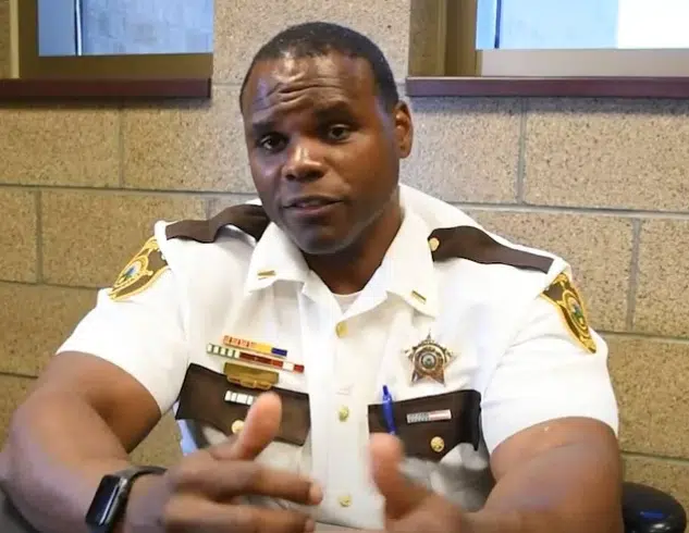 Cass County Sheriff’s Dept. Lt. given reprimand for texting nude photo ...