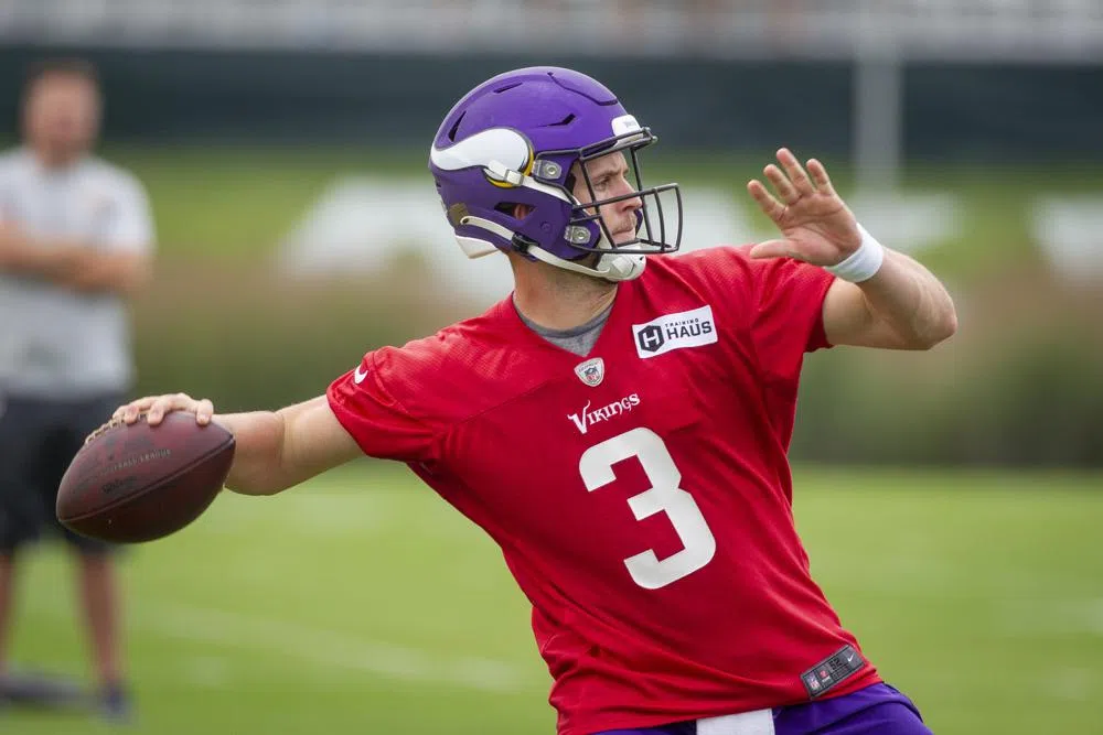 Browning ‘taking charge’ of Vikings, with other QBs absent | The Mighty ...