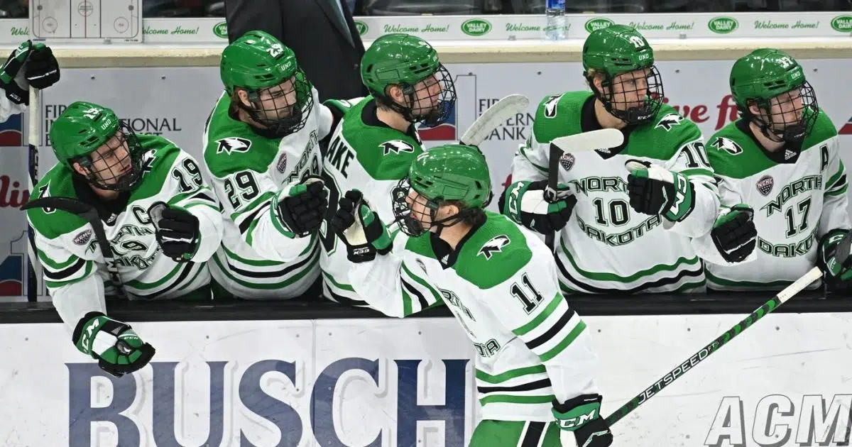 Fighting Hawks, Miami battle for key NCHC series | The Mighty 790 KFGO ...
