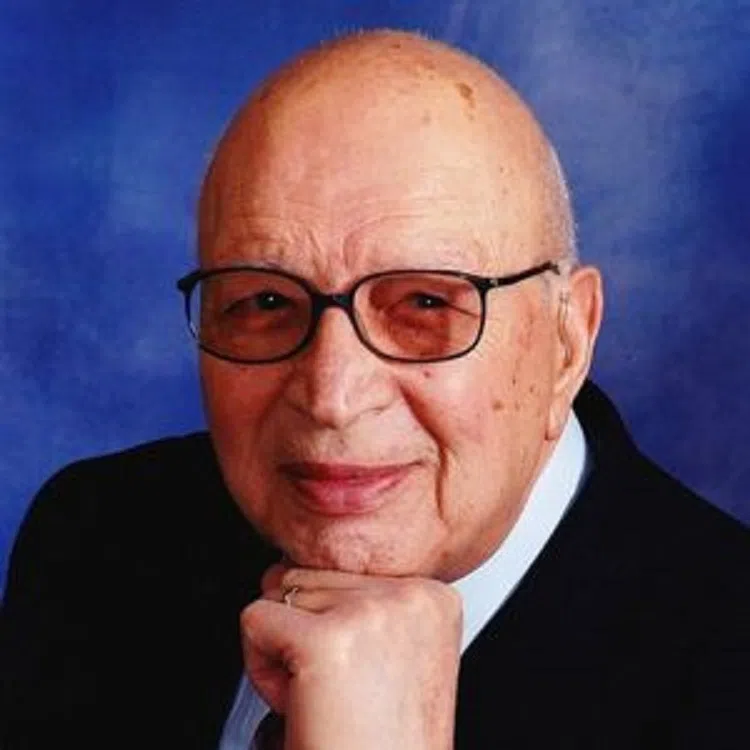 Robert Constantine's Instagram, Twitter & Facebook on IDCrawl