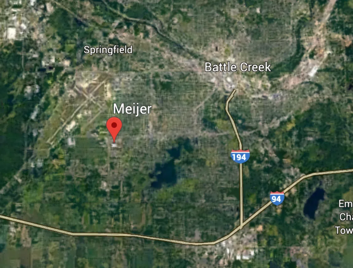 Employee, security guard assaulted by woman trying to steal clothes at ...