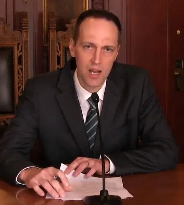 COVID Expert: “There’s still time” to flatten the curve | 1330 & 101.5 WHBL