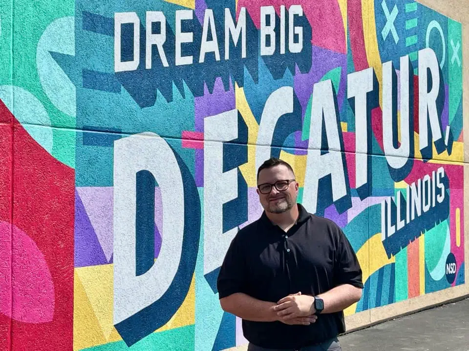 NowDecatur’s Nick Smith Unveils Decatur’s Newest Mural at Dedication ...