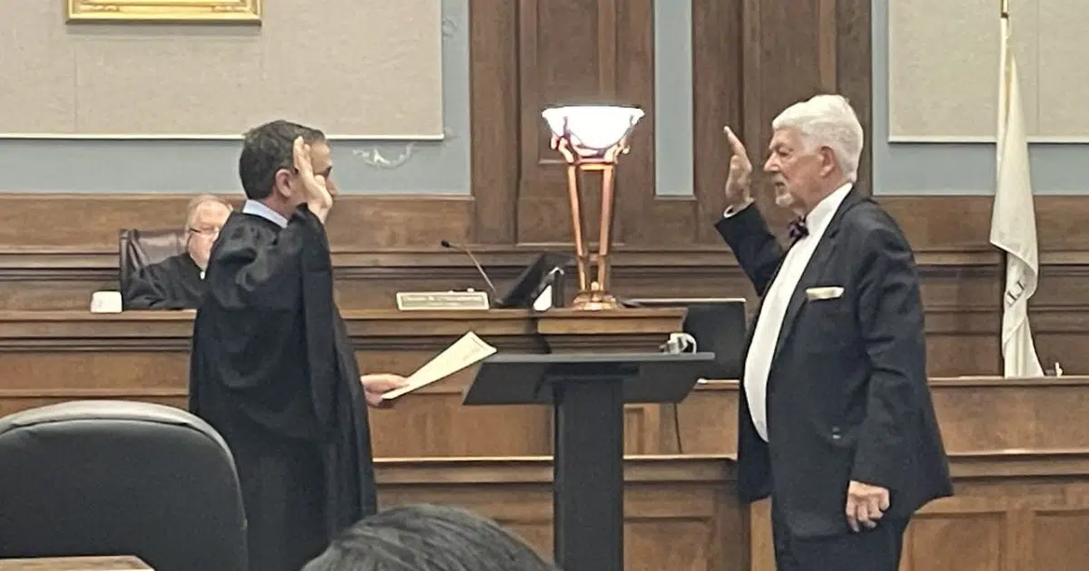 Robert E McIntire Sworn in as New Circuit Judge for Fifth Judicial ...