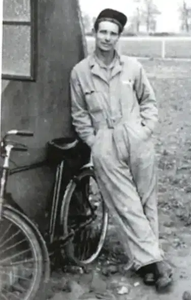 World War II Airman Returns Home to Illinois after 80 Years | Vermilion ...