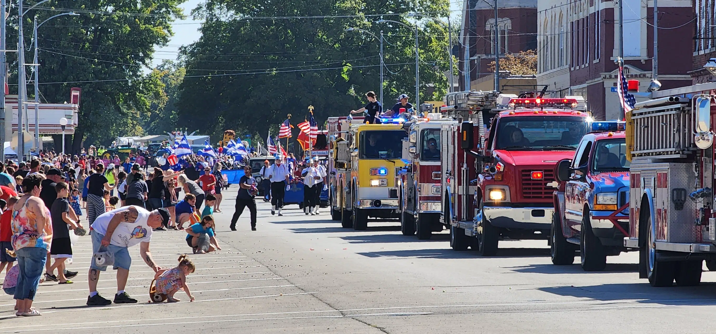 Grand Parade At National Sweetcorn Festival Photo Gallery | Vermilion ...