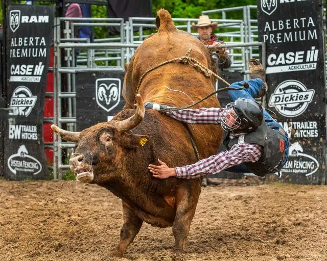 RAM Rodeo Raises Funds for New Hospital | Country 105