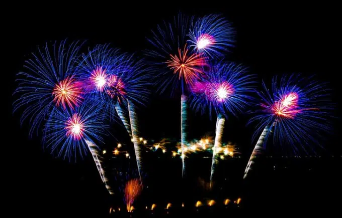 Bruce Power Hosts Community Appreciation Fireworks | Bayshore ...