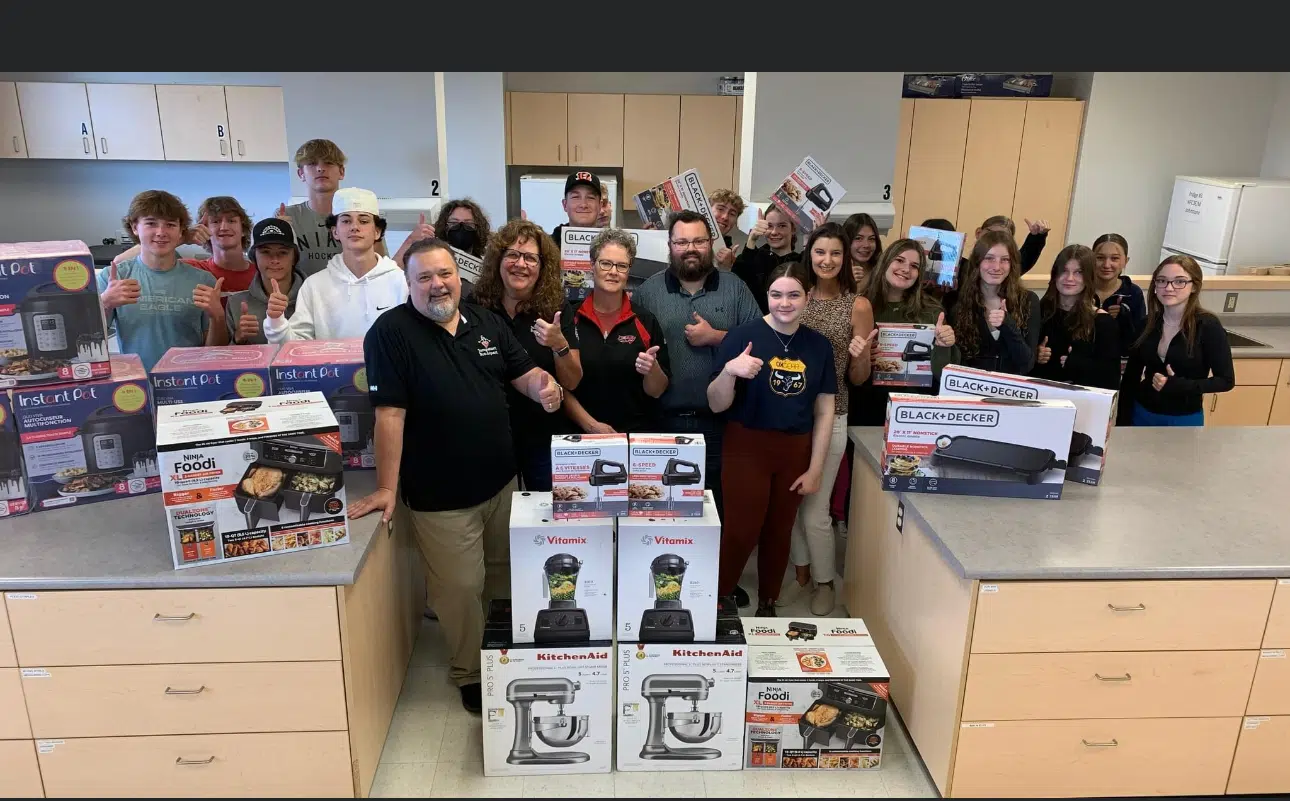 Port Elgin Canadian Tire Donates To Saugeen District Senior School | 89 ...