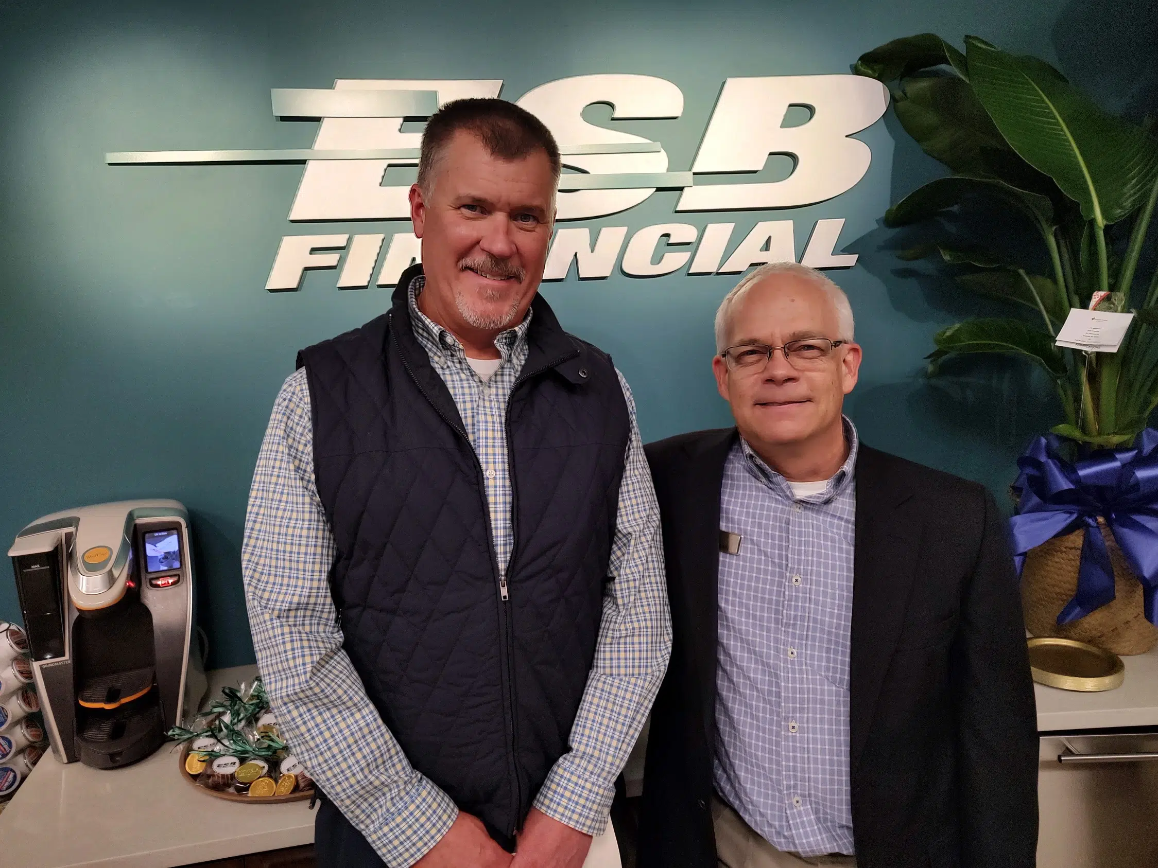 Emporia community offers fond farewell to outgoing ESB Financial ...