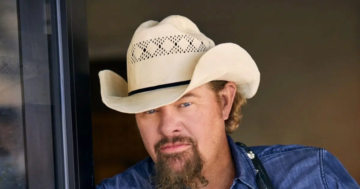 Toby Keith tells fans he’s been receiving treatment for cancer | KELO-AM