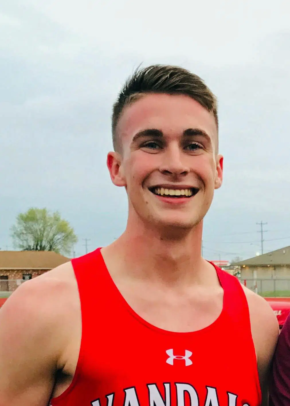 VCHS Senior Blake Barth sets new school record in 200m Dash | Vandalia ...