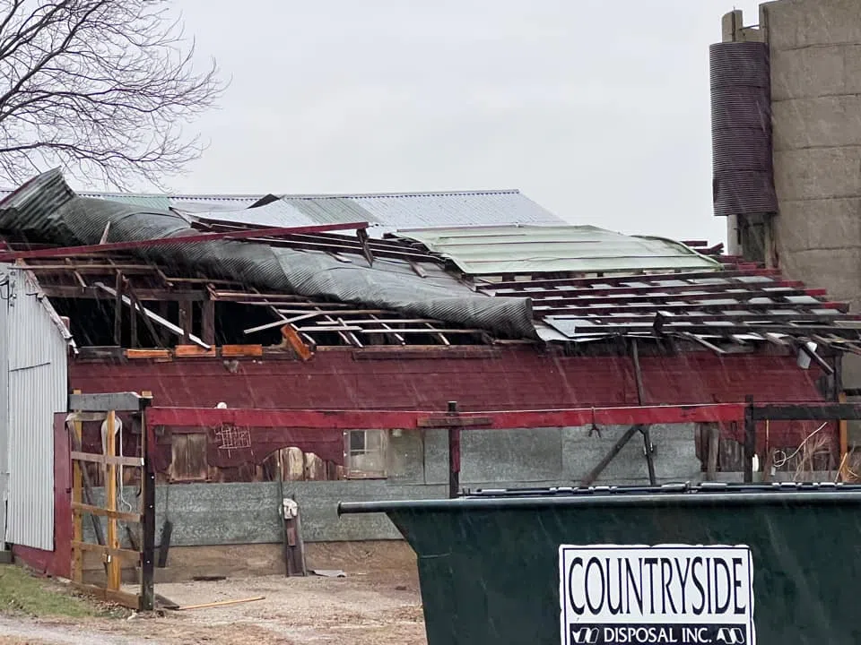 Photos from Wednesday’s Severe Storm | Vandalia Radio