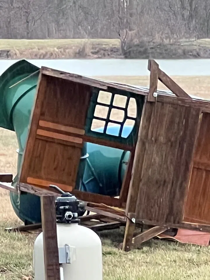 Photos from Wednesday’s Severe Storm | Vandalia Radio