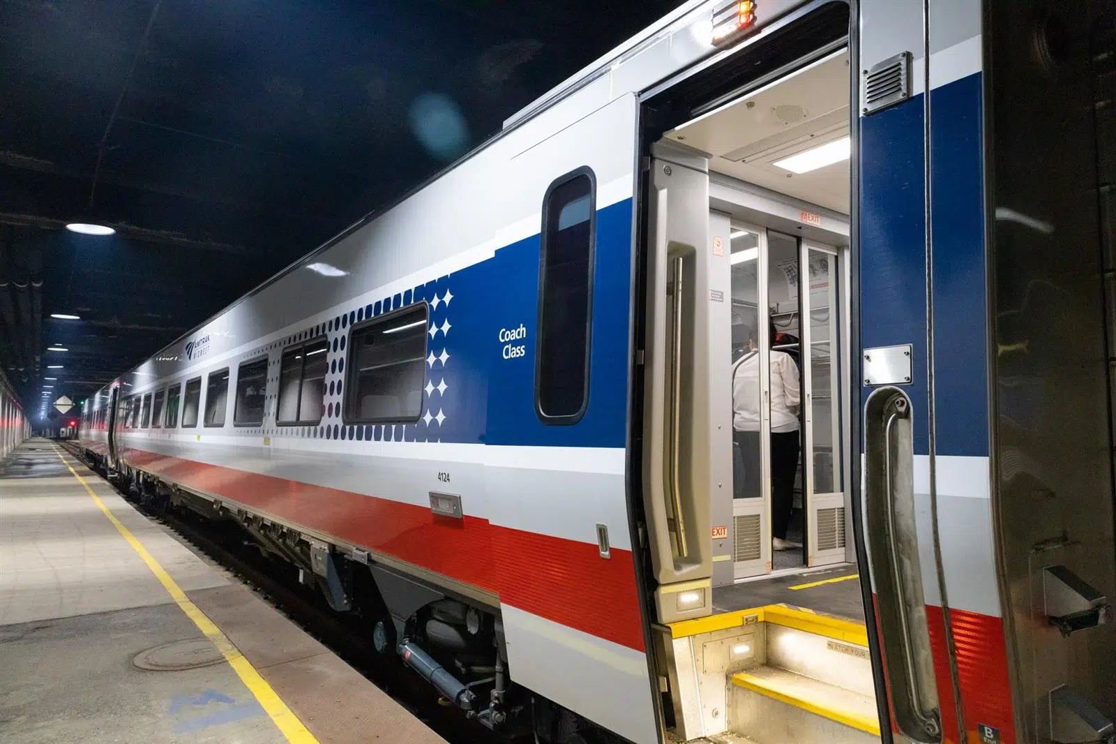 St. Louis-to-Chicago Amtrak route begins faster service | MyRadioLink.com
