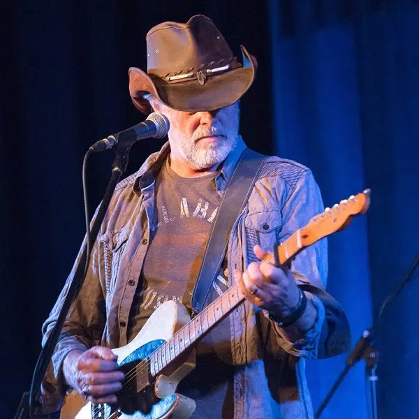 Australian Singer/Songwriter Bill Chambers & Effingham’s Bill Poss to ...