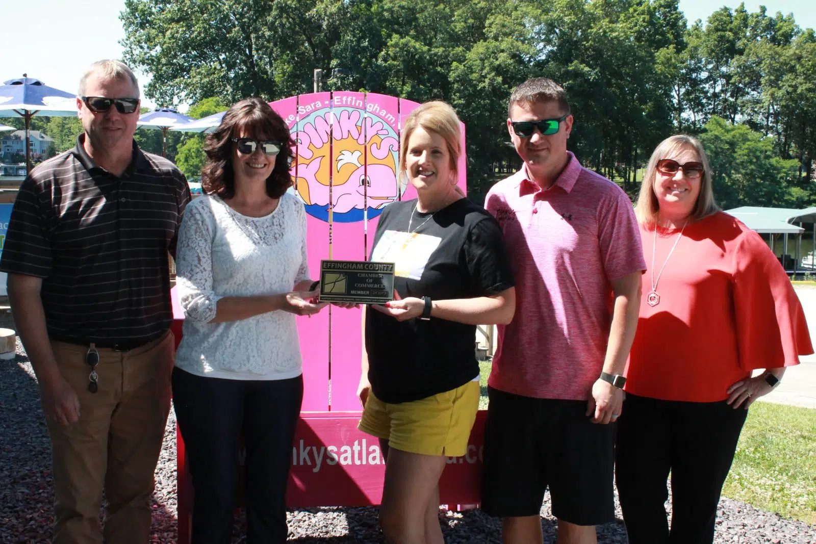 Effingham Chamber Welcomes Pinky’s | Effingham Radio