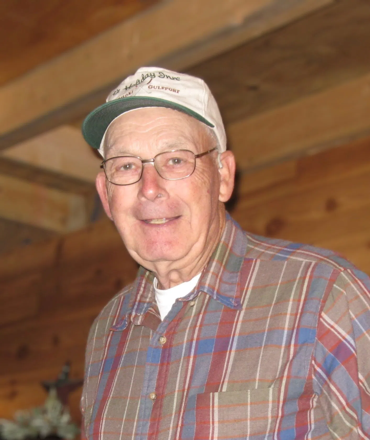 Kenneth Albert's Instagram, Twitter & Facebook on IDCrawl