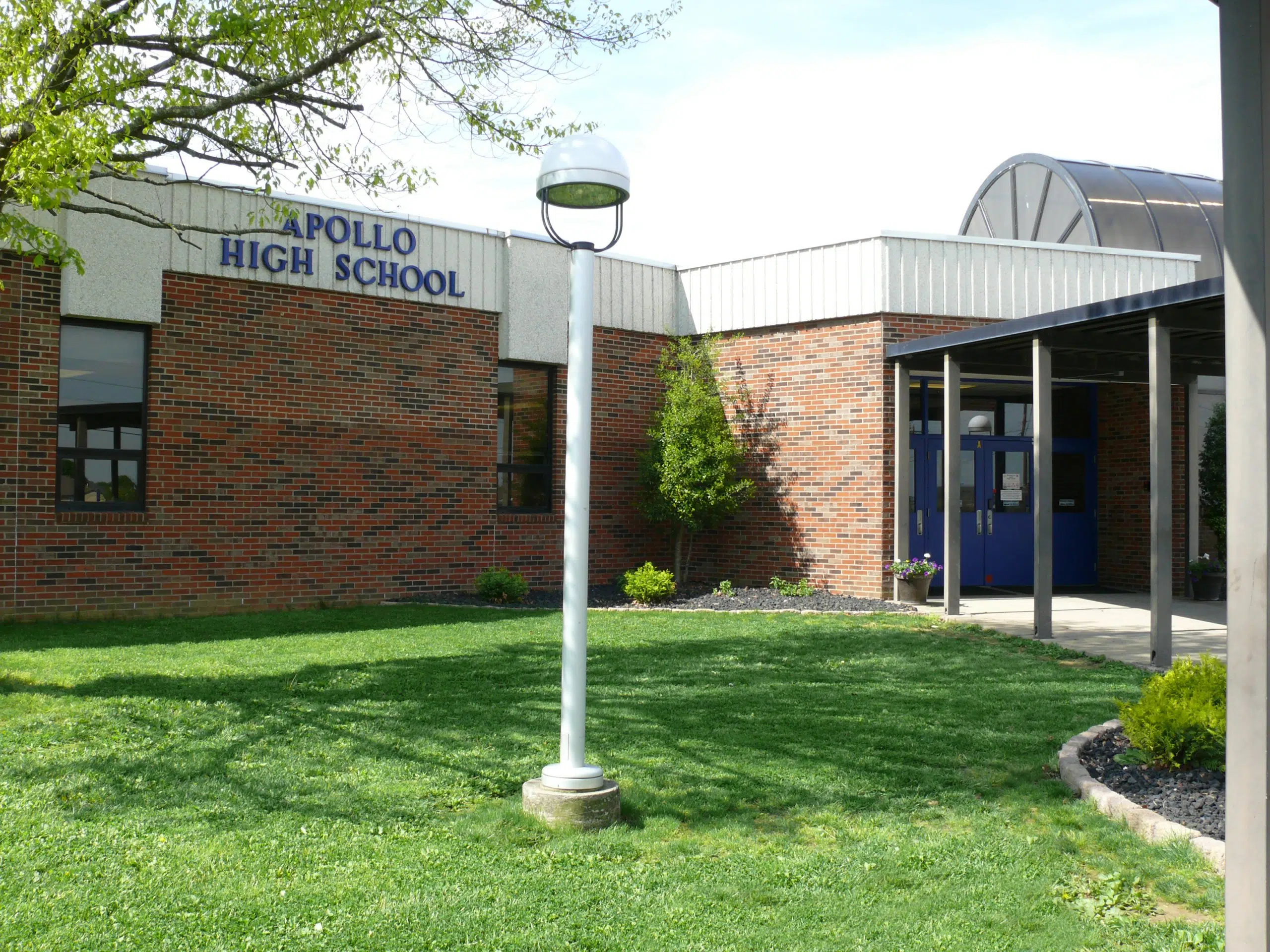 AHS cheerleaders sponsor self-defense course | Owensboro Radio