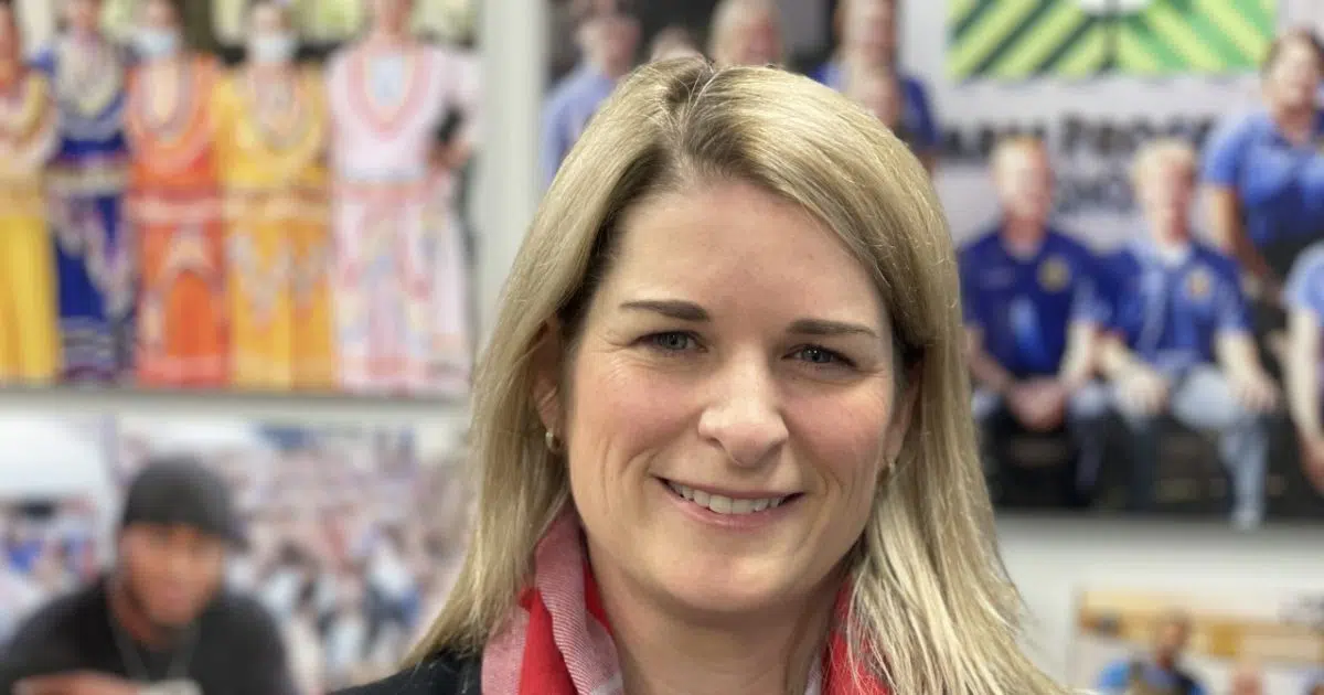 LISTEN: Regan Deering joins Soy City Buzz on First Mid Monday ...