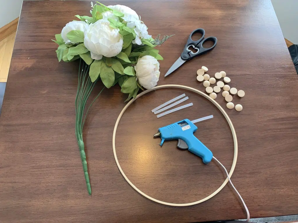 Spring Wreath Tutorial | Vermilion County First