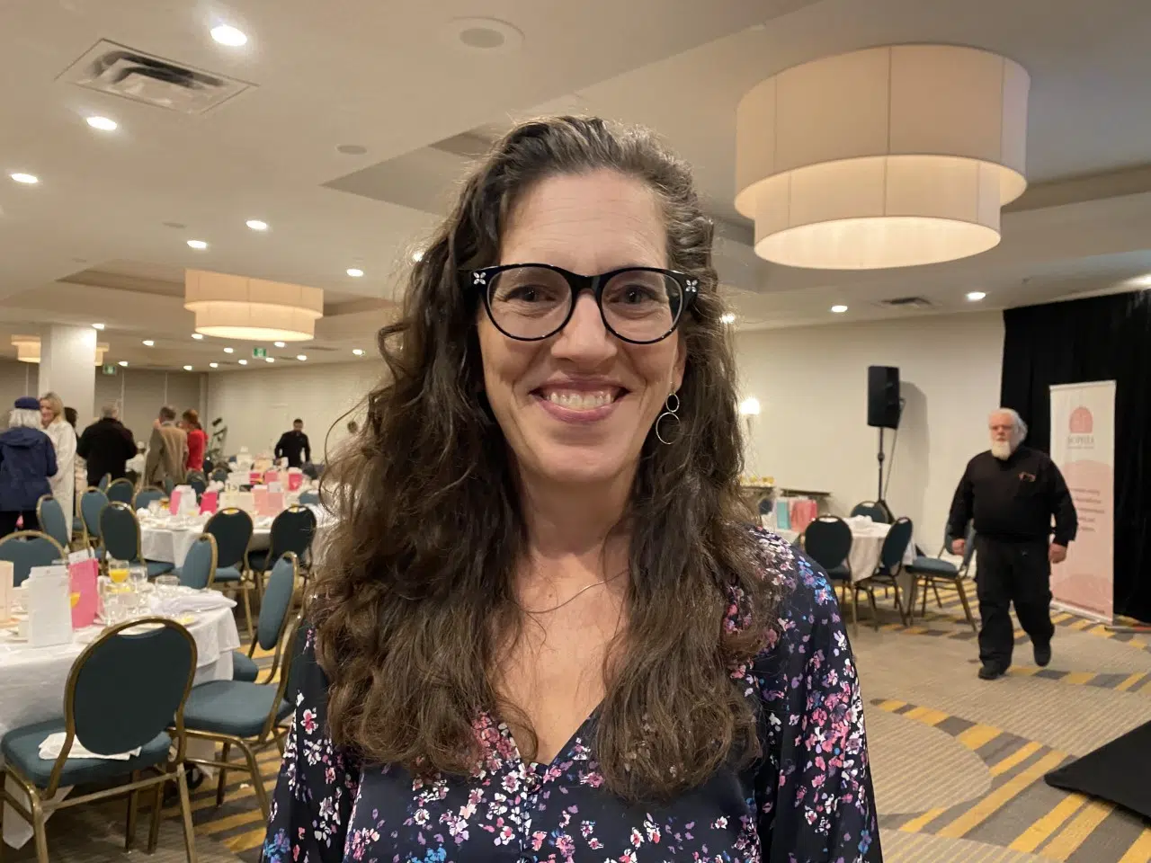 Fundraiser Features Raw, Funny Mental Health Performance | Country 94