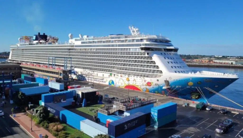 Saint John Container Village Wins National Props | Country 94