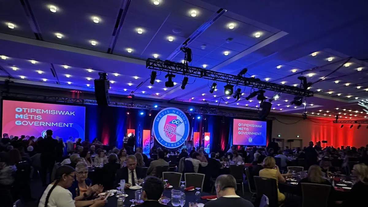 Newly elected President sworn in at Otipemisiwak Métis Government ...