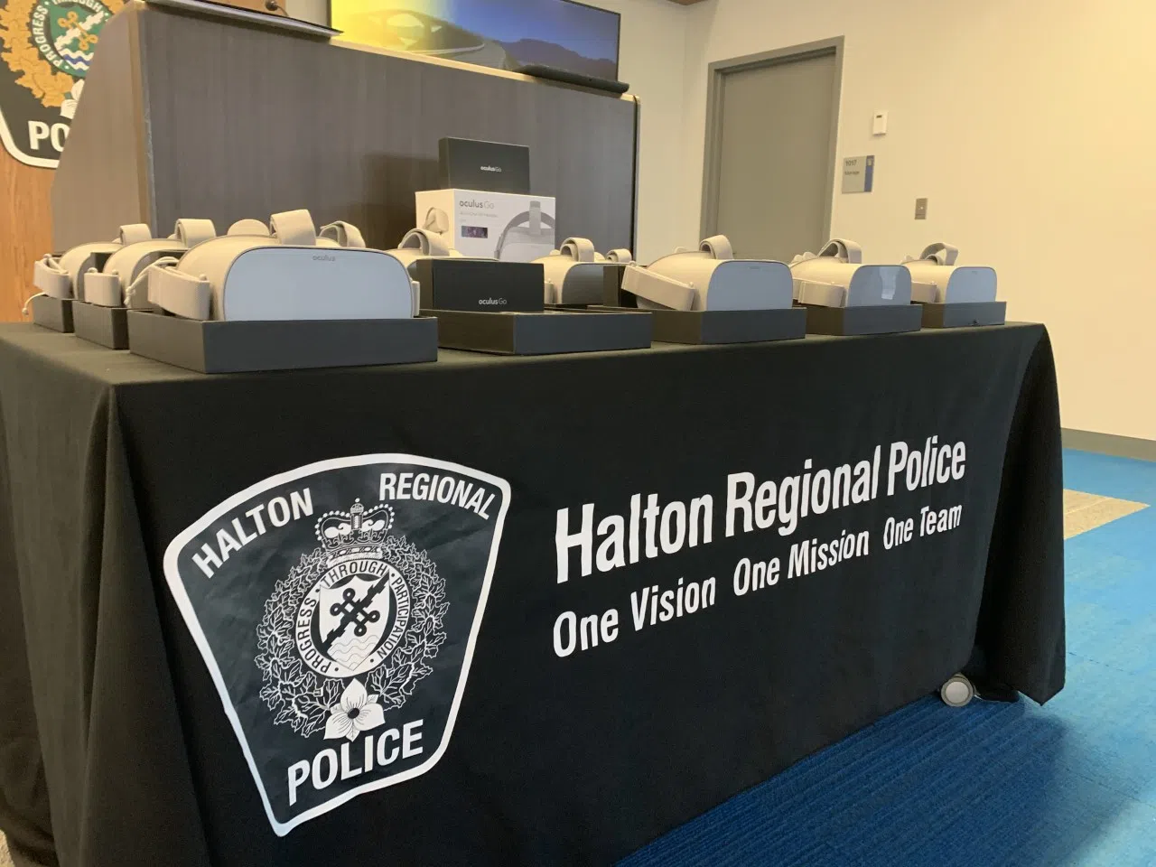 Halton Police introduce empathy based virtual reality training | 101.3 ...