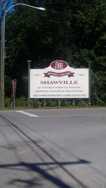 Retailers in the Pontiac reopening | 104.9 Pembroke Today