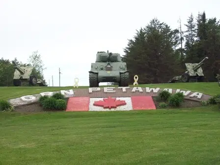 Garrison Petawawa welcomes new command team this week | 104.9 Pembroke ...