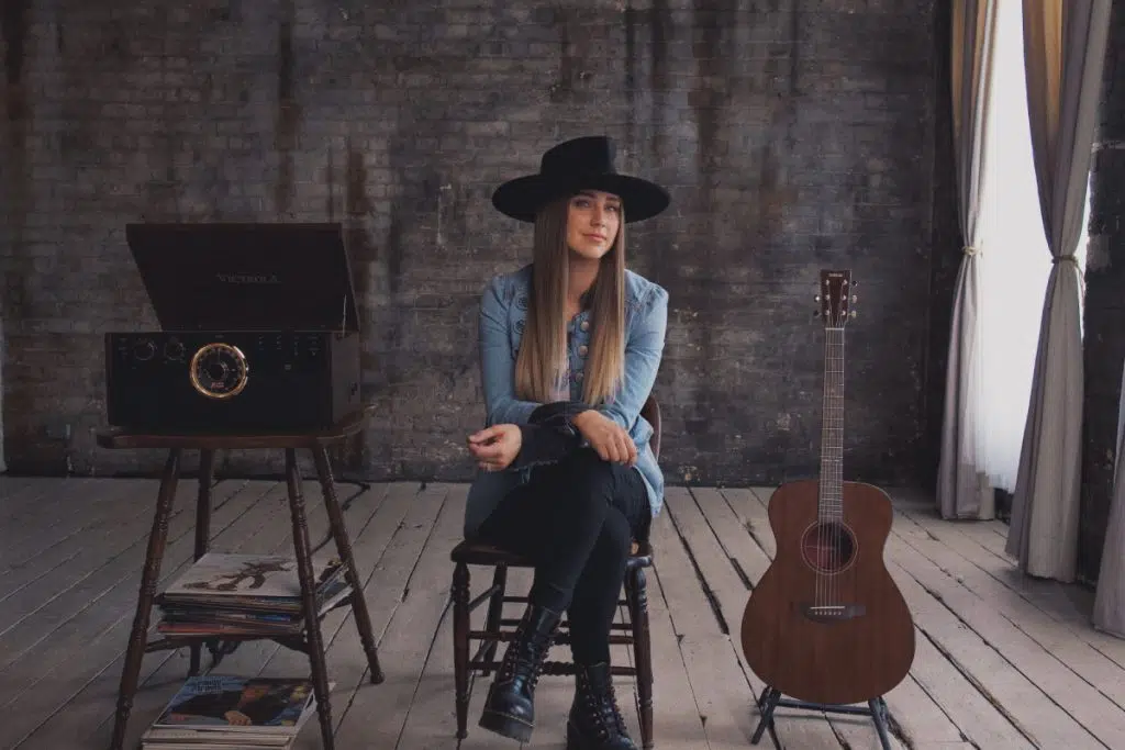 Friday Live with Rob! | COUNTRY 89