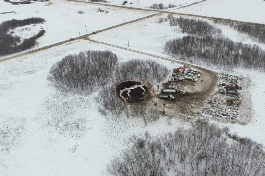 Saskatchewan cleaning up after large pipeline oil spill on First ...