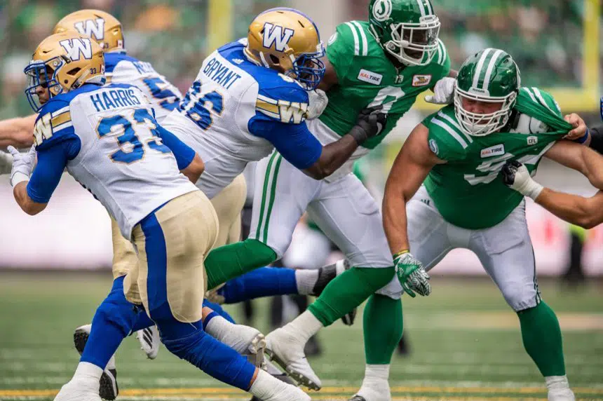 Blue Bombers dump Roughriders 31-0 to extend winning streak to four games | 980 CJME